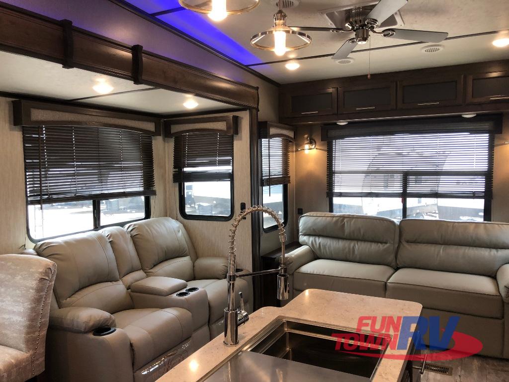 2020 CrossRoads RV Cameo 3921BR - Fun Town RV Blog