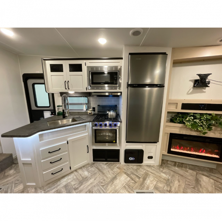 Palomino Puma Fifth Wheel Review